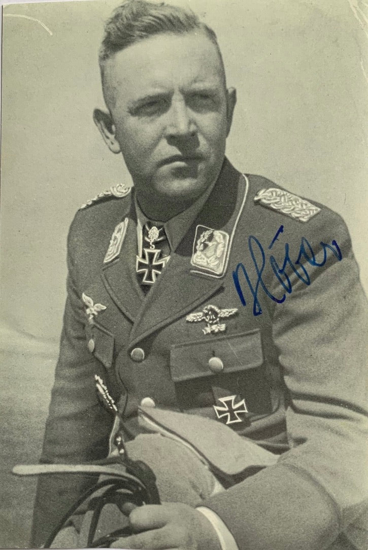 Karl-Heinrich Höfer: Oakleaves holder with Kampfgeschawader 55. Hand s ...